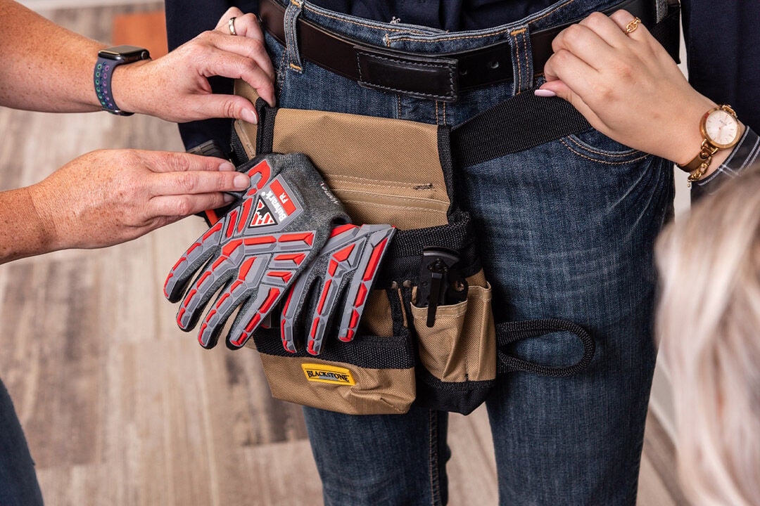Introducing New 2112 Compliant FR Gloves
